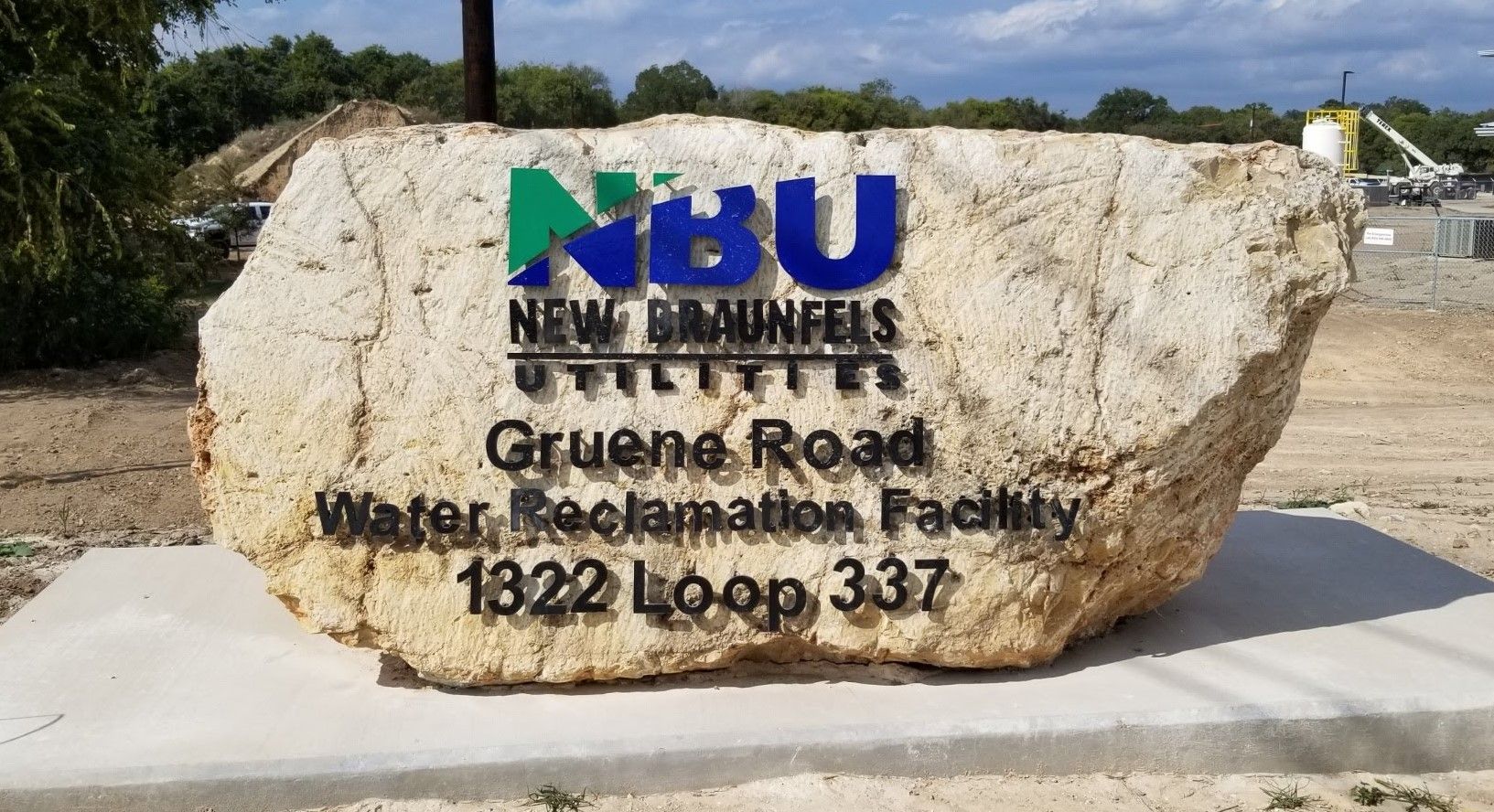 Custom Engraved Stone Signage & Memorial Stones - Boulder Designs