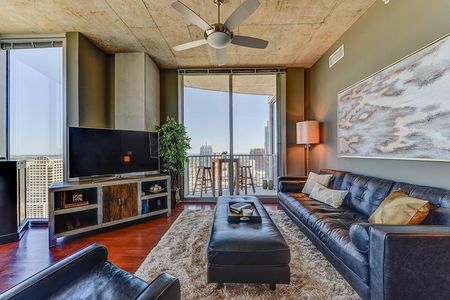 Contemporary interior designer in Austin, Texas. - Jane Reece