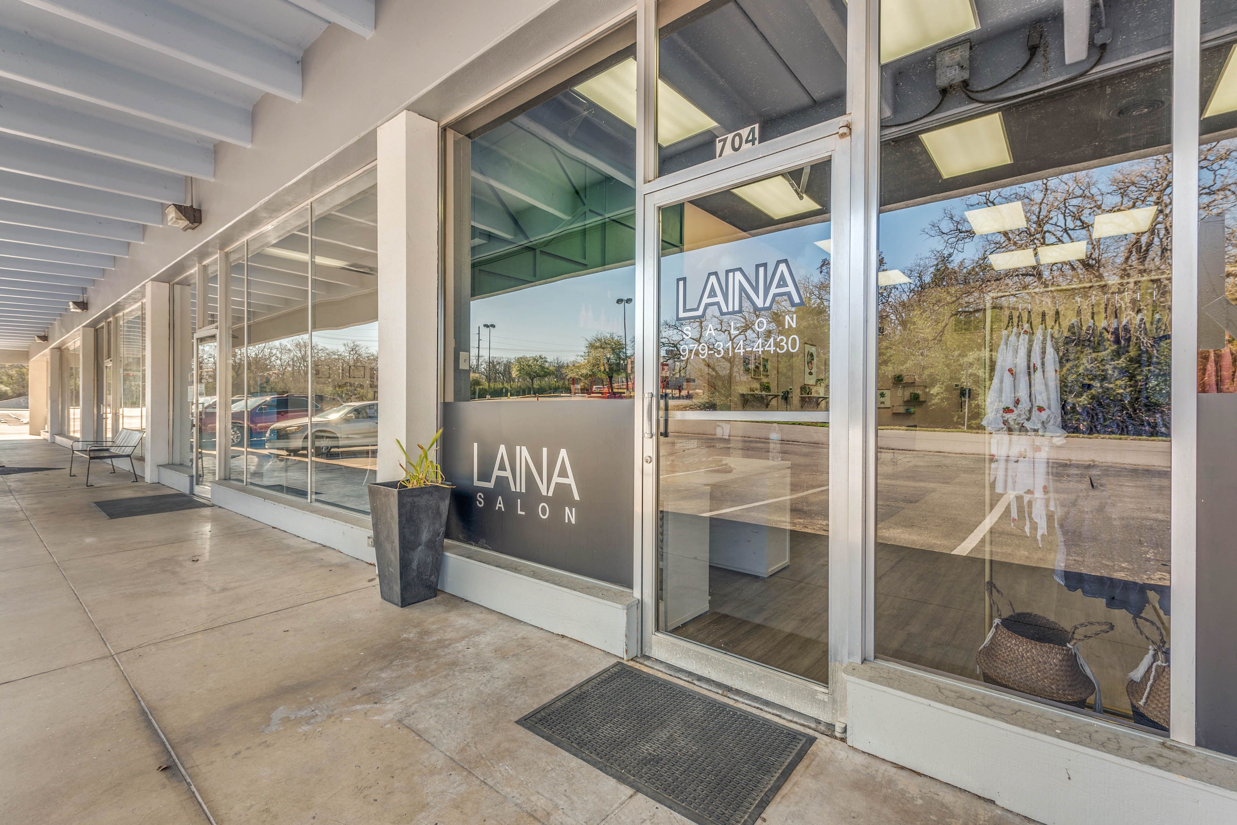 Hair Salon Bryan/College Station, Tx - Laina Salon - Best Salon in ...