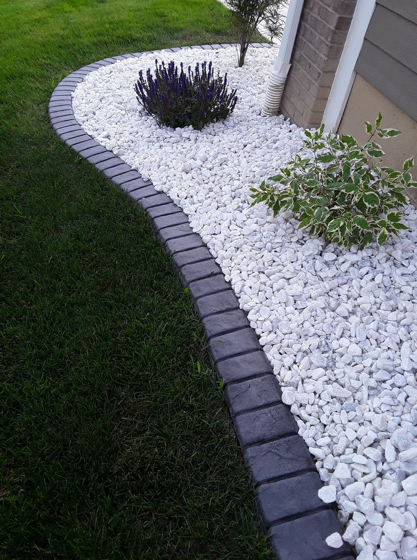 Gallery - Concrete Flower Bed Curbing & Landscape Edging - Border Magic