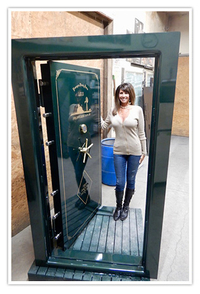 Home of 1-1/4" Thick Heavy Duty Vault Doors & Safes - Building Vault ...