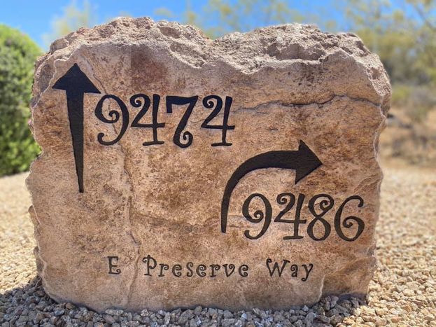 Engraved rock | Decorative boulders | Stone Signs - Boulder Designs