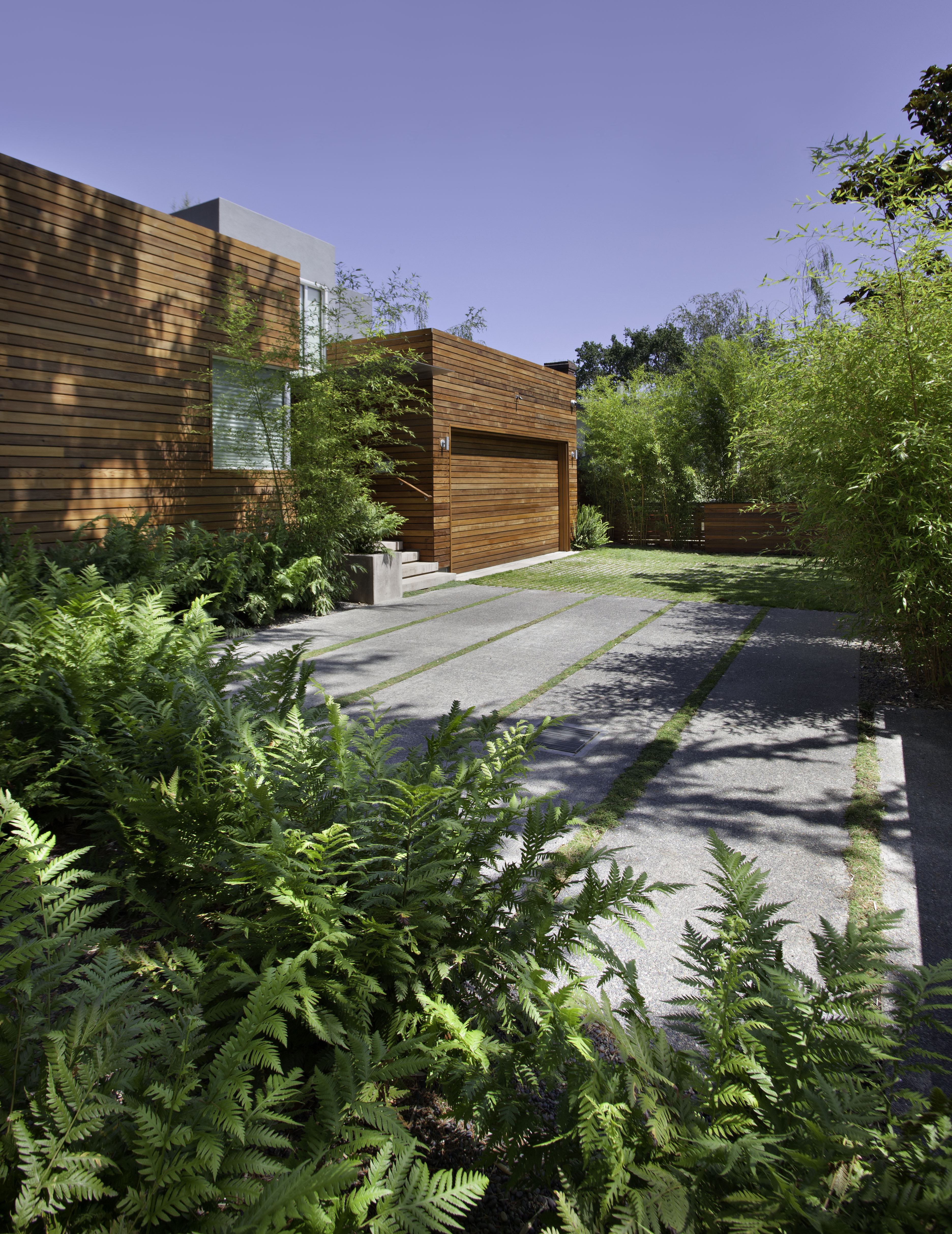 Modern Architecture - Go House - Logan & Johnson