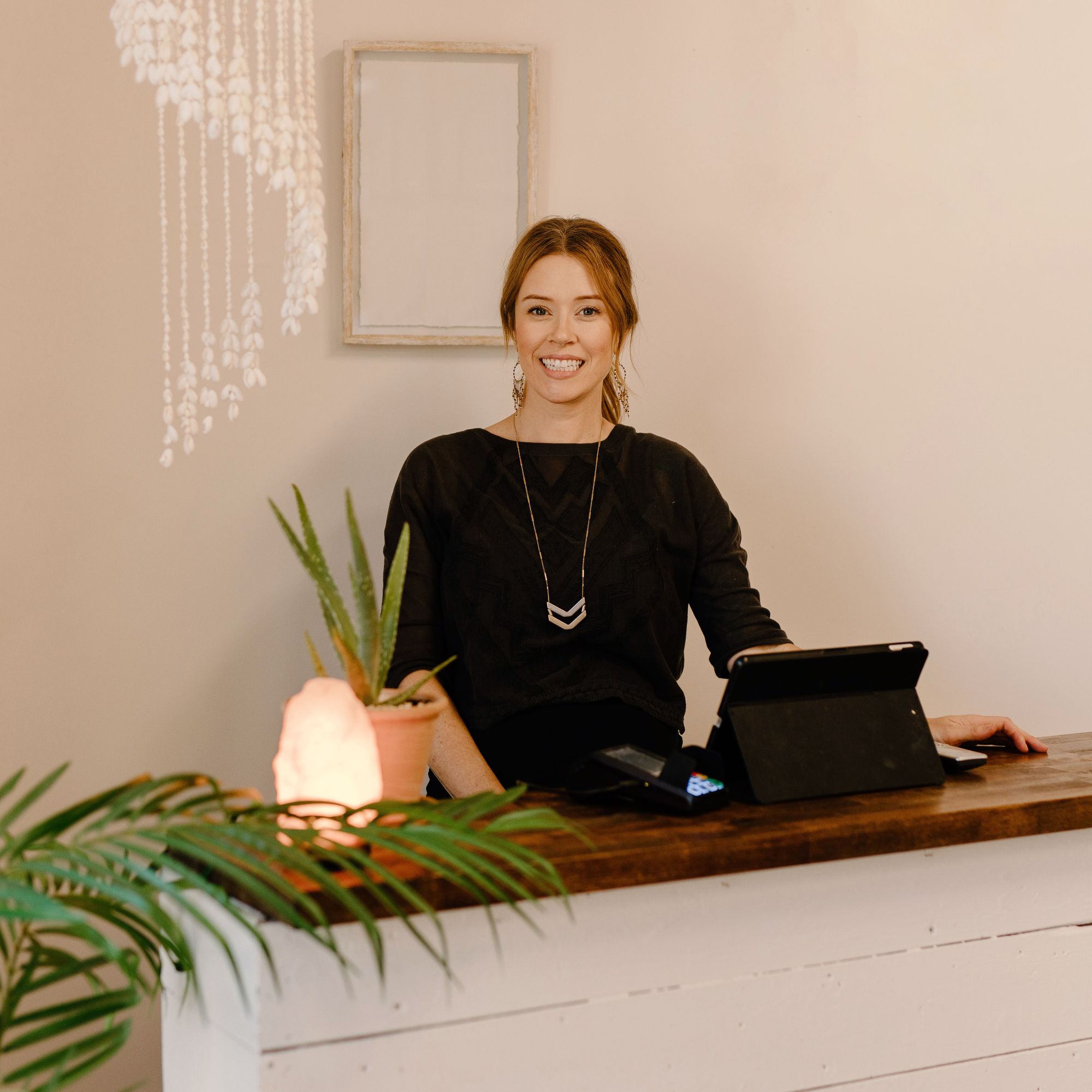 Front Desk Training: Summit Salon Business Center - Summit Salon ...